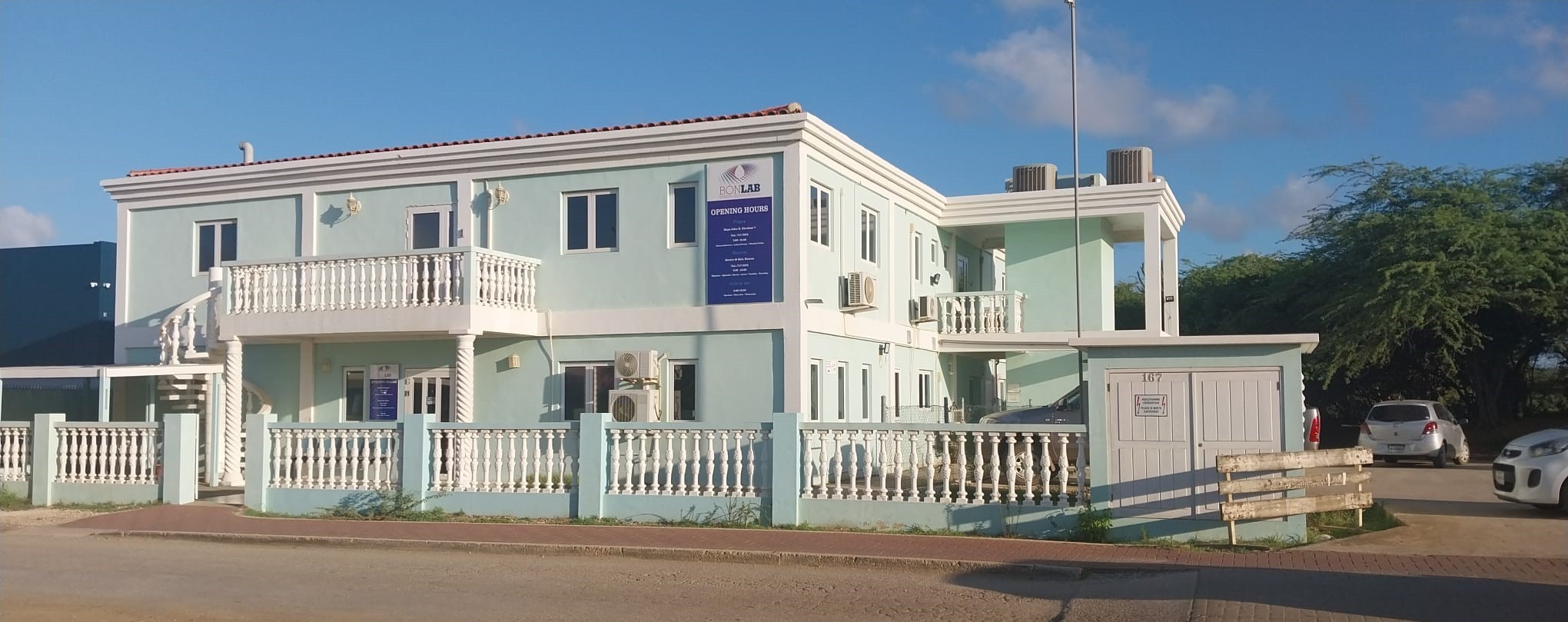 Den reakshon di Van Ooijen na Tweede Kamer Ainda nada konkreto pa ...