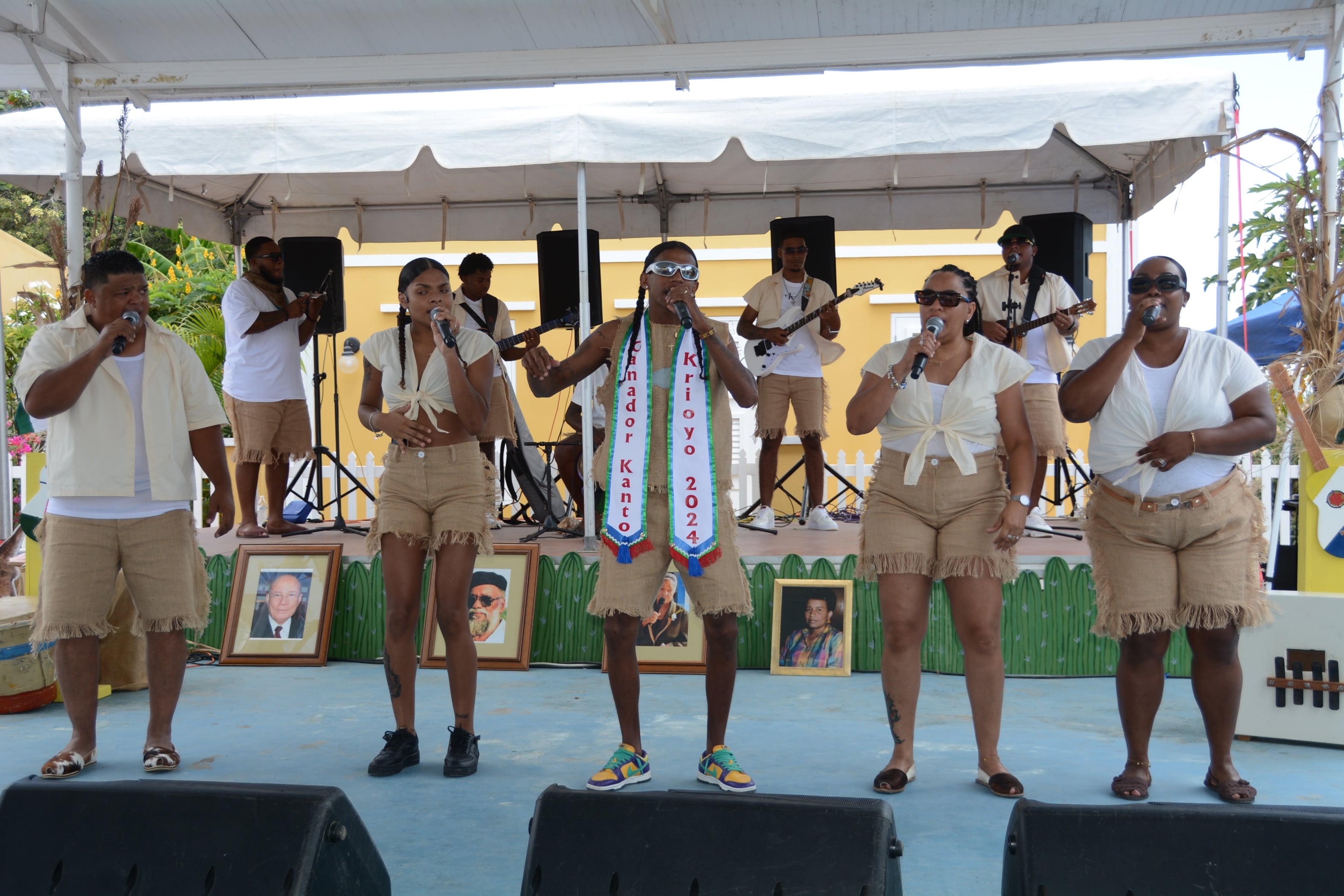 AMBIENTE KULTURAL Ofisial dia di rincon | Extra Bonaire