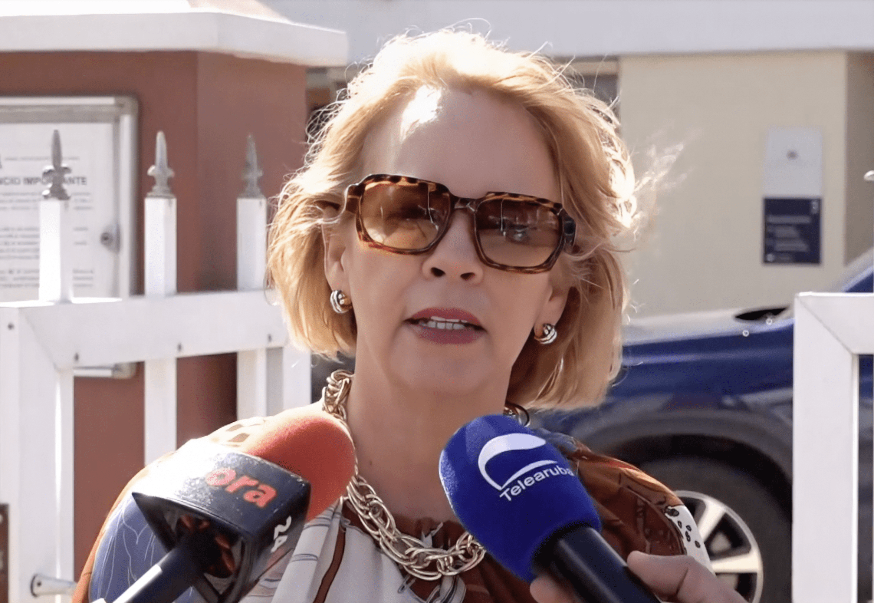 Loke sea Mike Eman kier introduci extra ta ministernan extra sin ...