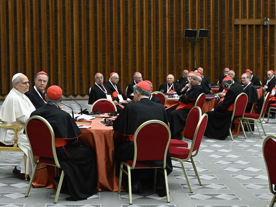 Papa Leo XIV kier goberná Iglesia ku tur su kardinalnan | Extra Bonaire